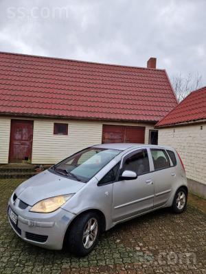 Pelēks Mitsubishi Colt 2006 Kuldīga, ar dzinēja tilpumu 1.50 L un nobraukumu 154 tūkst. km par 750 €, foto  vietnē AUTOMOTO.COM.LV