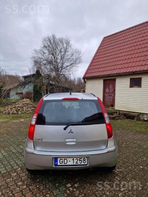 Pelēks Mitsubishi Colt 2006 Kuldīga, ar dzinēja tilpumu 1.50 L un nobraukumu 154 tūkst. km par 750 €, foto 5 vietnē AUTOMOTO.COM.LV