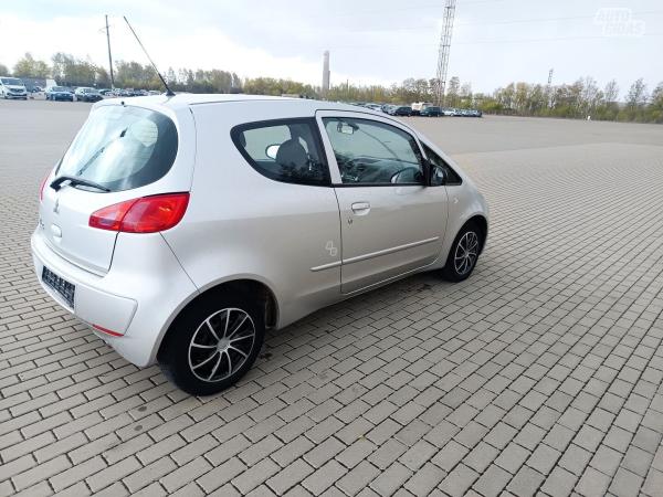 Pelēks Mitsubishi Colt 2006 Marijampole, ar dzinēja tilpumu 1.40 L un nobraukumu 214 tūkst. km par 1400 €, foto 3 vietnē AUTOMOTO.COM.LV