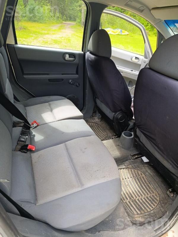 Pelēks Mitsubishi Colt 2006 Talsi, ar dzinēja tilpumu 1.30 L un nobraukumu 192 tūkst. km par 850 €, foto 6 vietnē AUTOMOTO.COM.LV