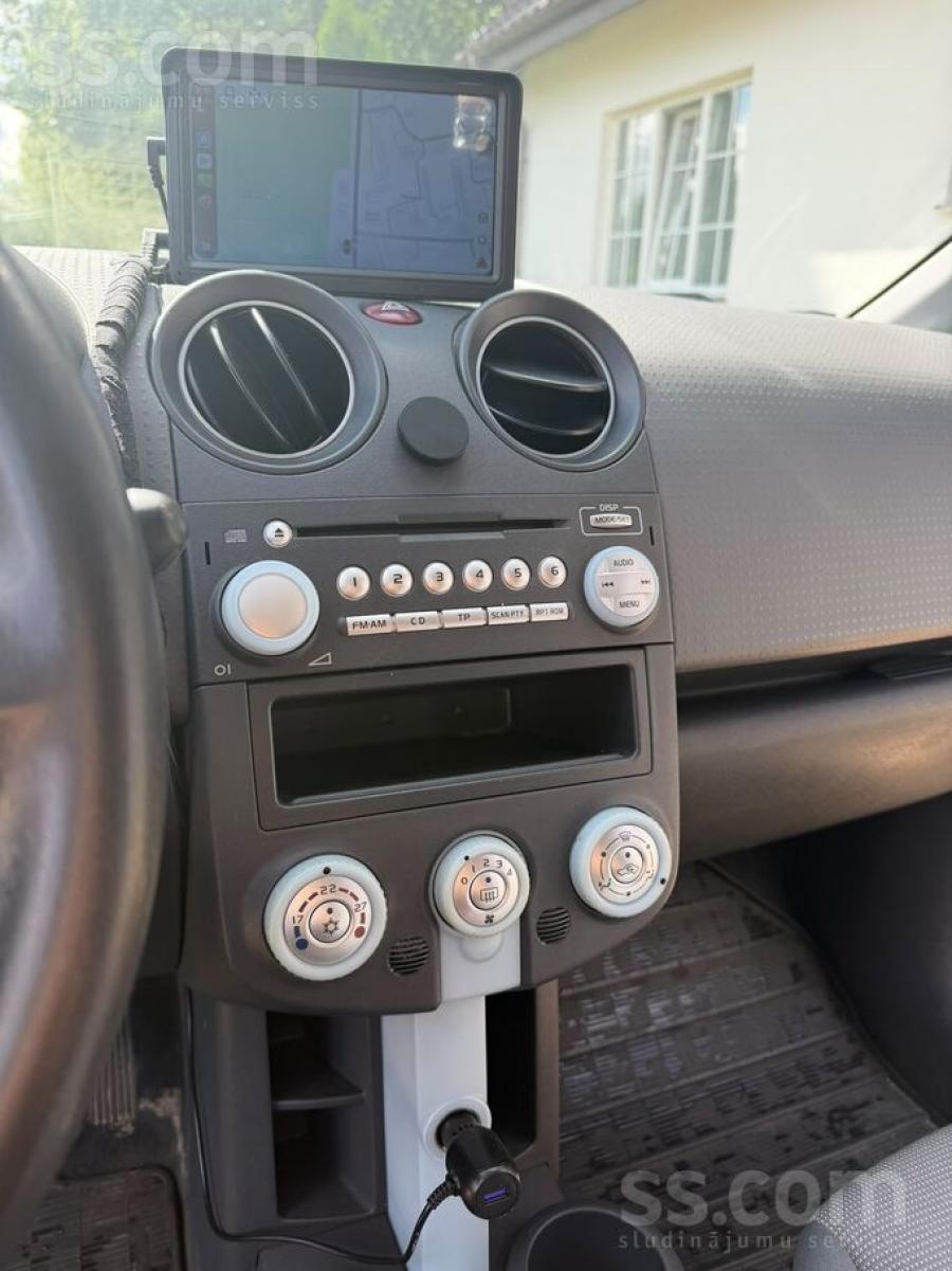 Pelēks Mitsubishi Colt 2006 Rīga, ar dzinēja tilpumu 1.30 L un nobraukumu 85 tūkst. km par 1200 €, foto 7 vietnē AUTOMOTO.COM.LV