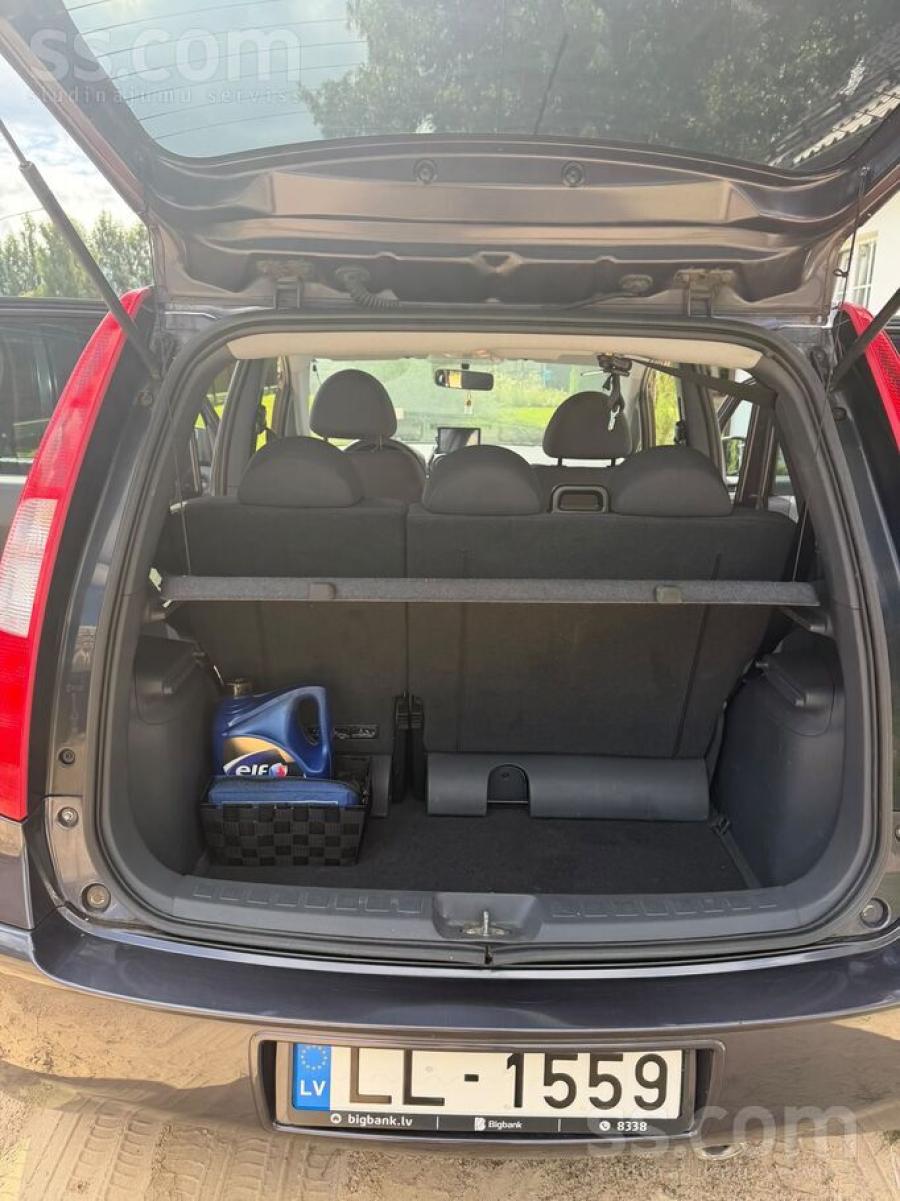 Pelēks Mitsubishi Colt 2006 Rīga, ar dzinēja tilpumu 1.30 L un nobraukumu 85 tūkst. km par 1200 €, foto 12 vietnē AUTOMOTO.COM.LV