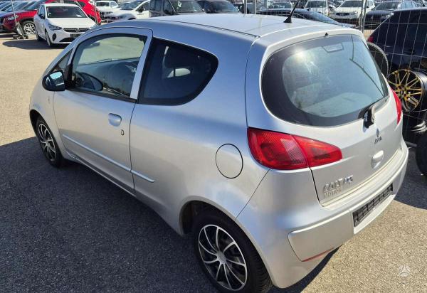 Mitsubishi Colt 2006 Viļņa vietnē Pelēks Mitsubishi Colt 2006 Viļņa, ar dzinēja tilpumu 1.33 L un nobraukumu 214 tūkst. km par 2200 €, foto 6 vietnē AUTOMOTO.COM.LV