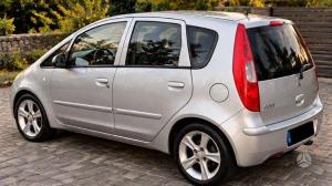 Pelēks Mitsubishi Colt 2006 Viļņa, ar dzinēja tilpumu 1.33 L un nobraukumu 122 tūkst. km par 1450 €, foto 3 vietnē AUTOMOTO.COM.LV