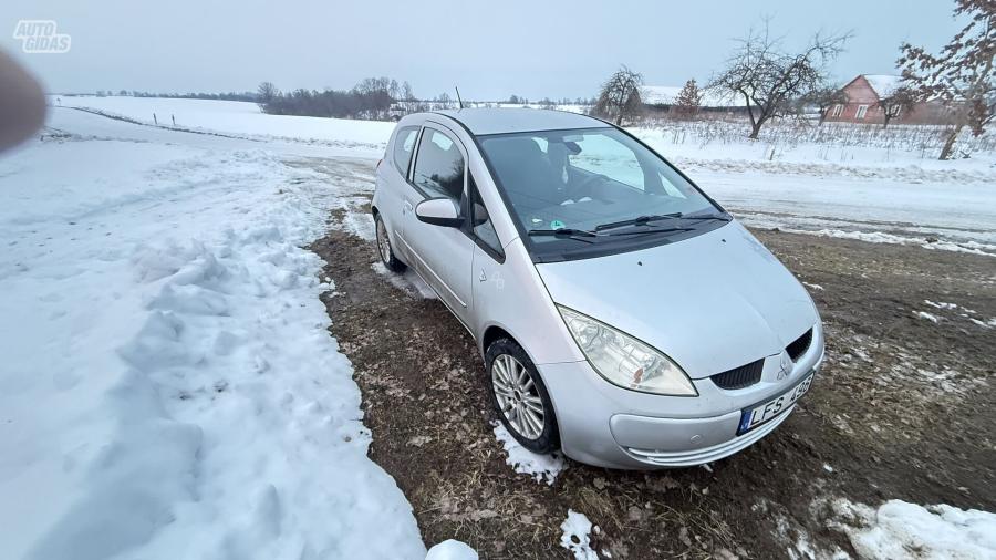 Pelēks Mitsubishi Colt 2007 Kauņa, ar dzinēja tilpumu 1.30 L un nobraukumu 334 tūkst. km par 1300 €, foto 2 vietnē AUTOMOTO.COM.LV