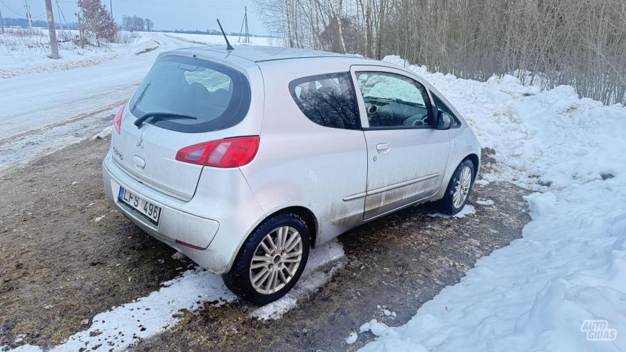 Pelēks Mitsubishi Colt 2007 Kauņa, ar dzinēja tilpumu 1.30 L un nobraukumu 334 tūkst. km par 1300 €, foto 3 vietnē AUTOMOTO.COM.LV