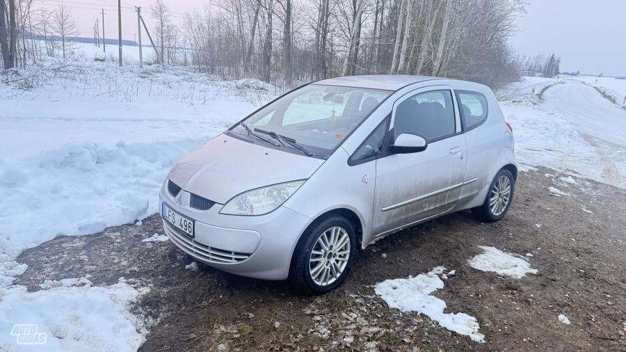 Pelēks Mitsubishi Colt 2007 Kauņa, ar dzinēja tilpumu 1.30 L un nobraukumu 334 tūkst. km par 1300 €, foto 4 vietnē AUTOMOTO.COM.LV