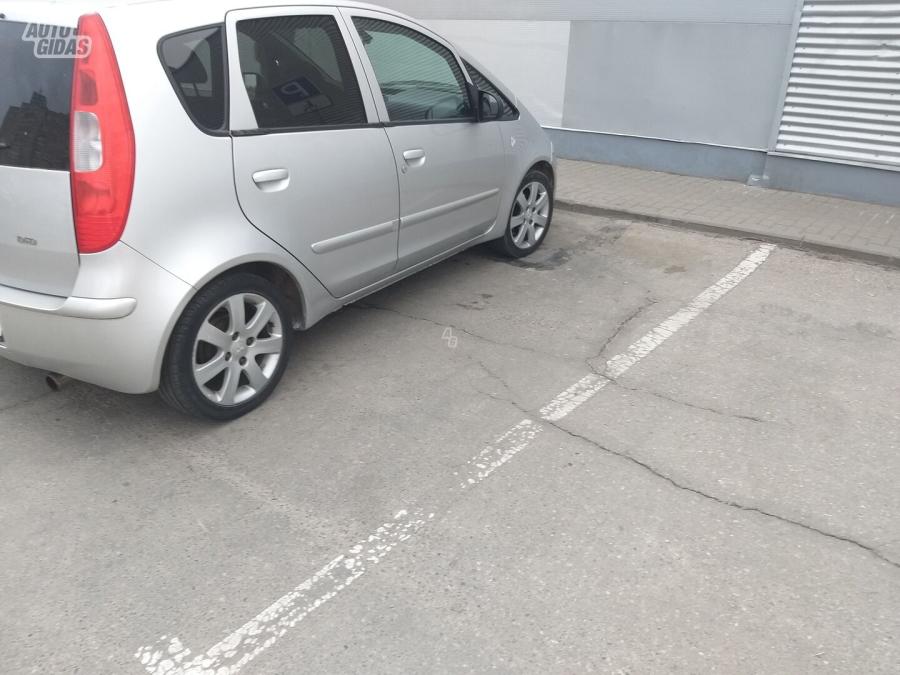 Grey Mitsubishi Colt 2007 in Vilnius, with an engine capacity of 1.50 L and mileage of 295 thousand km for 600 €, photo 5 on AUTOMOTO.COM.LV