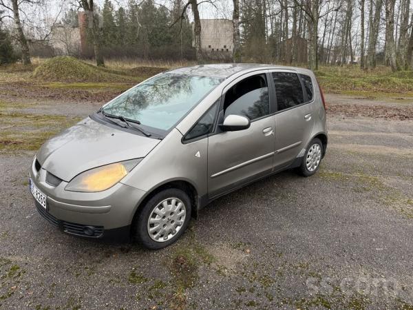 Pelēks Mitsubishi Colt 2007 Jelgava, ar dzinēja tilpumu 1.30 L un nobraukumu 238 tūkst. km par 450 €, foto 1 vietnē AUTOMOTO.COM.LV