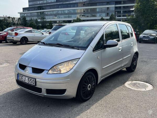 Grey Mitsubishi Colt 2007 in Vilnius, with an engine capacity of 1.33 L and mileage of 170 thousand km for 500 €, photo 1 on AUTOMOTO.COM.LV