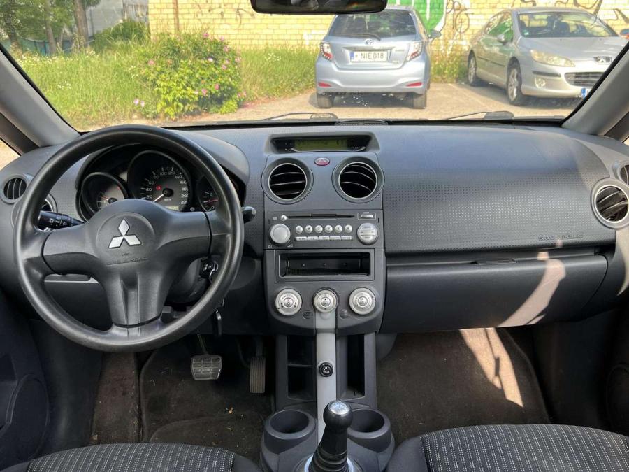 Grey Mitsubishi Colt 2007 in Vilnius, with an engine capacity of 1.33 L and mileage of 170 thousand km for 500 €, photo 7 on AUTOMOTO.COM.LV
