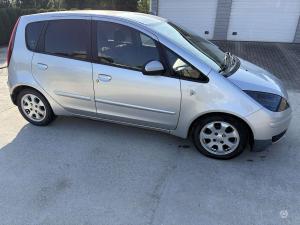 Grey Mitsubishi Colt 2007 in Plunge, with an engine capacity of 1.49 L and mileage of 277 thousand km for 990 €, photo 5 on AUTOMOTO.COM.LV