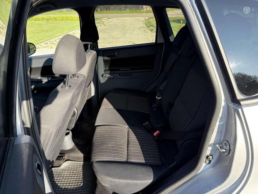 Grey Mitsubishi Colt 2007 in Plunge, with an engine capacity of 1.49 L and mileage of 277 thousand km for 990 €, photo 8 on AUTOMOTO.COM.LV
