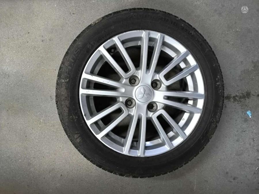 Grey Mitsubishi Colt 2007 in Plunge, with an engine capacity of 1.49 L and mileage of 277 thousand km for 990 €, photo 11 on AUTOMOTO.COM.LV