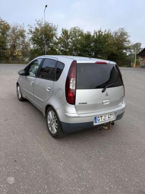 Grey Mitsubishi Colt 2007 in Vilnius, with an engine capacity of 1.49 L and mileage of 218 thousand km for 550 €, photo 4 on AUTOMOTO.COM.LV