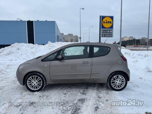 Grey Mitsubishi Colt 2008 in Tallinn, with an engine capacity of 1.30 L and mileage of 98 thousand km for 1999 €, photo 8 on AUTOMOTO.COM.LV