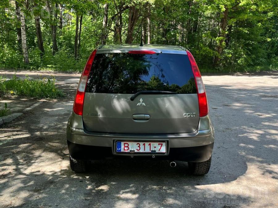 Grey Mitsubishi Colt 2008 in Riga, with an engine capacity of 1.30 L and mileage of 0 thousand km for 1699 €, photo 5 on AUTOMOTO.COM.LV