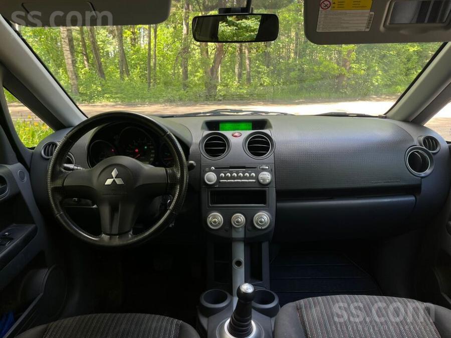 Grey Mitsubishi Colt 2008 in Riga, with an engine capacity of 1.30 L and mileage of 0 thousand km for 1699 €, photo 11 on AUTOMOTO.COM.LV