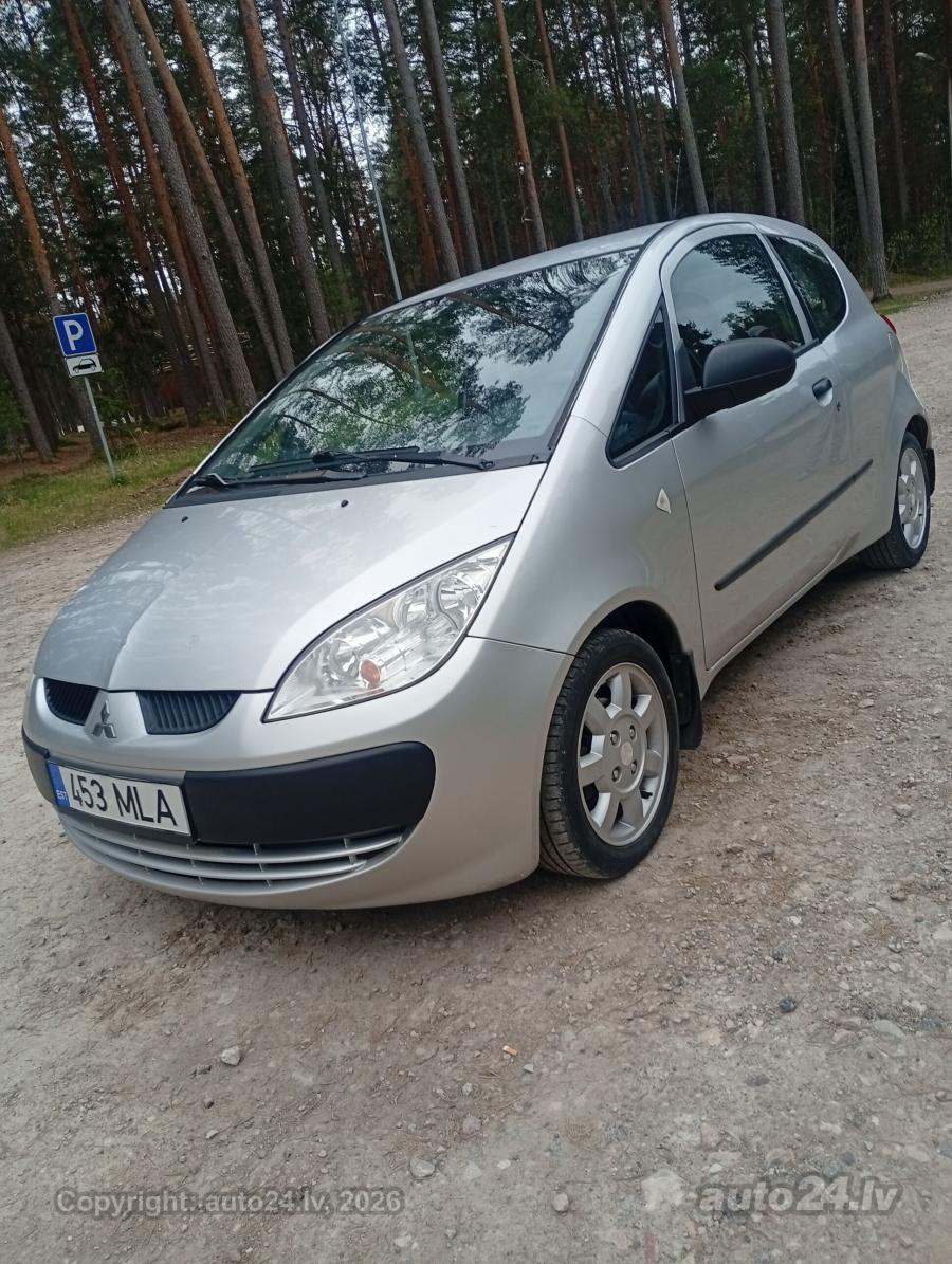 Pelēks Mitsubishi Colt 2008 Veru, ar dzinēja tilpumu 1.10 L un nobraukumu 244 tūkst. km par 1900 €, foto 3 vietnē AUTOMOTO.COM.LV