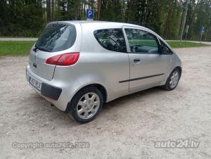 Pelēks Mitsubishi Colt 2008 Veru, ar dzinēja tilpumu 1.10 L un nobraukumu 244 tūkst. km par 1900 €, foto 4 vietnē AUTOMOTO.COM.LV