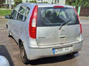 Pelēks Mitsubishi Colt 2008 Viļņa, ar dzinēja tilpumu 1.33 L un nobraukumu 180 tūkst. km par 350 €, foto 5 vietnē AUTOMOTO.COM.LV