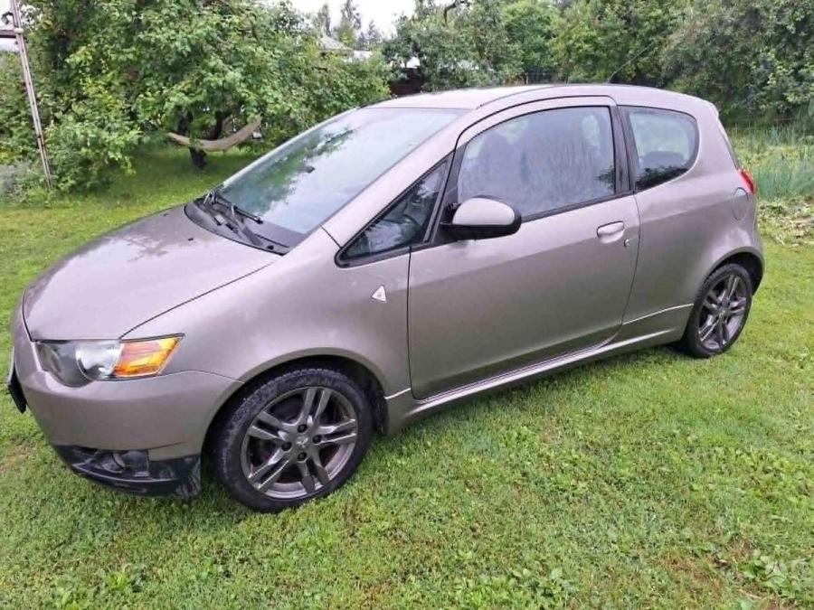 Pelēks Mitsubishi Colt 2010 Širvintos, ar dzinēja tilpumu 1.33 L un nobraukumu 180 tūkst. km par 1600 €, foto 5 vietnē AUTOMOTO.COM.LV
