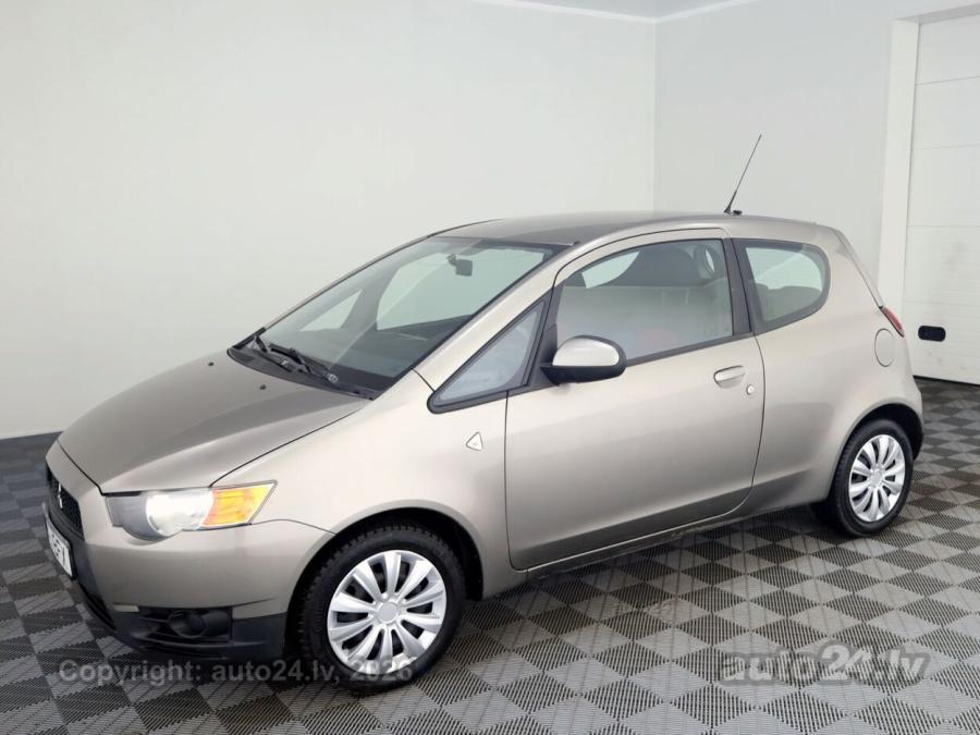 Pelēks Mitsubishi Colt 2011 Tallina, ar dzinēja tilpumu 1.30 L un nobraukumu 138 tūkst. km par 1499 €, foto 2 vietnē AUTOMOTO.COM.LV
