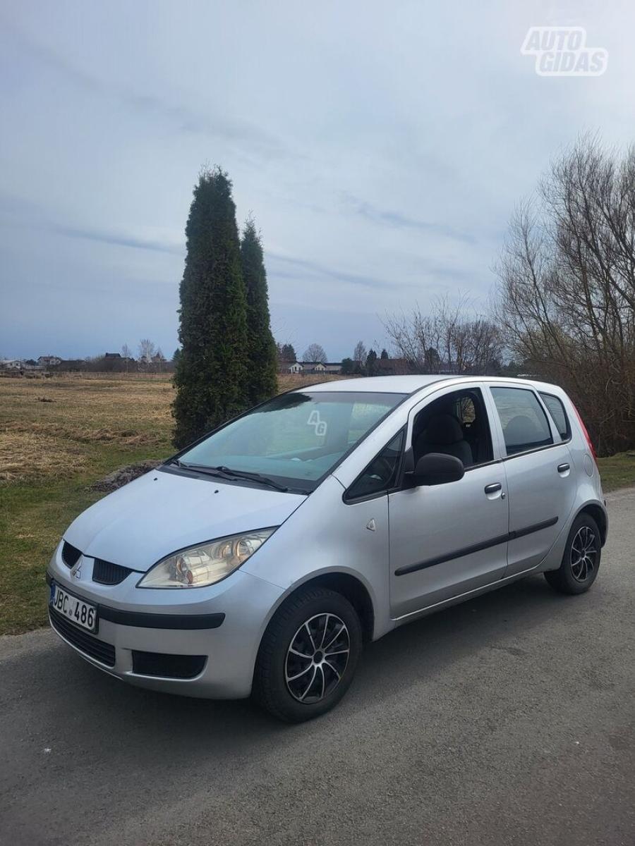 Mitsubishi Colt 2004 Panevēža, ar dzinēja tilpumu 1.30 L un nobraukumu 256 tūkst. km par 760 €, foto 1 vietnē AUTOMOTO.COM.LV