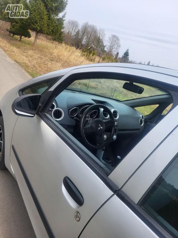 Mitsubishi Colt 2004 Panevēža, ar dzinēja tilpumu 1.30 L un nobraukumu 256 tūkst. km par 760 €, foto 2 vietnē AUTOMOTO.COM.LV
