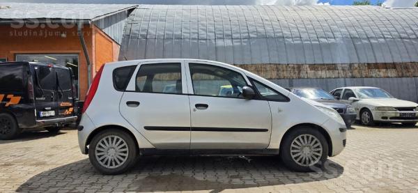 Mitsubishi Colt 2004 Valmiera, ar dzinēja tilpumu 1.50 L un nobraukumu 245 tūkst. km par 1100 €, foto 2 vietnē AUTOMOTO.COM.LV