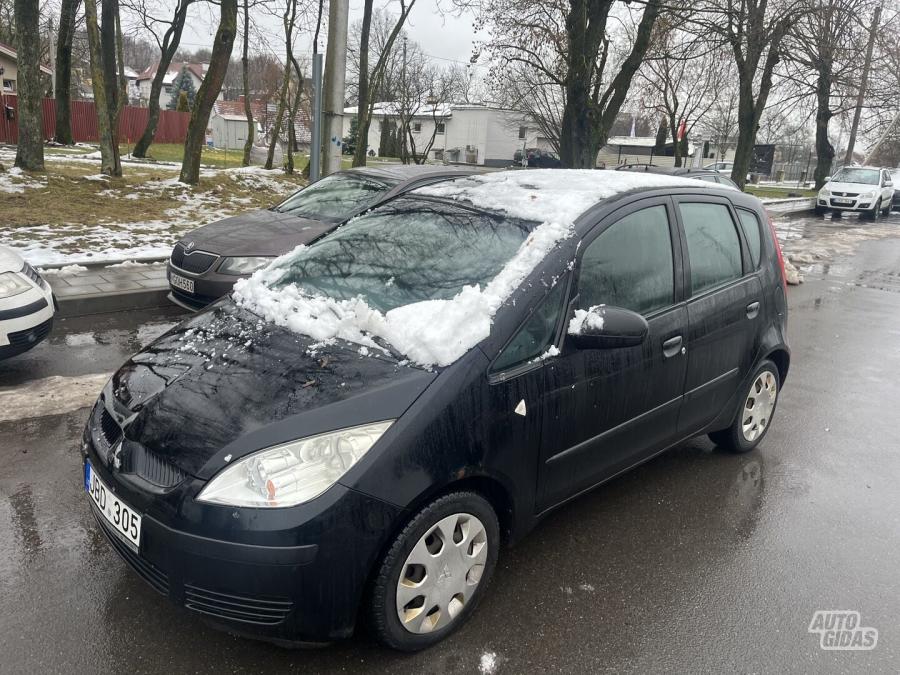 Mitsubishi Colt 2005 Viļņa, ar dzinēja tilpumu 1.30 L un nobraukumu 221 tūkst. km par 300 €, foto 2 vietnē AUTOMOTO.COM.LV