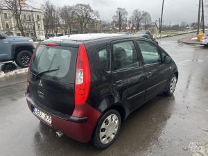 Mitsubishi Colt 2005 Viļņa, ar dzinēja tilpumu 1.30 L un nobraukumu 221 tūkst. km par 300 €, foto 6 vietnē AUTOMOTO.COM.LV