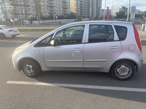 Mitsubishi Colt 2005 in Vilnius, with an engine capacity of 1.50 L and mileage of 181 thousand km for 800 €, photo 2 on AUTOMOTO.COM.LV