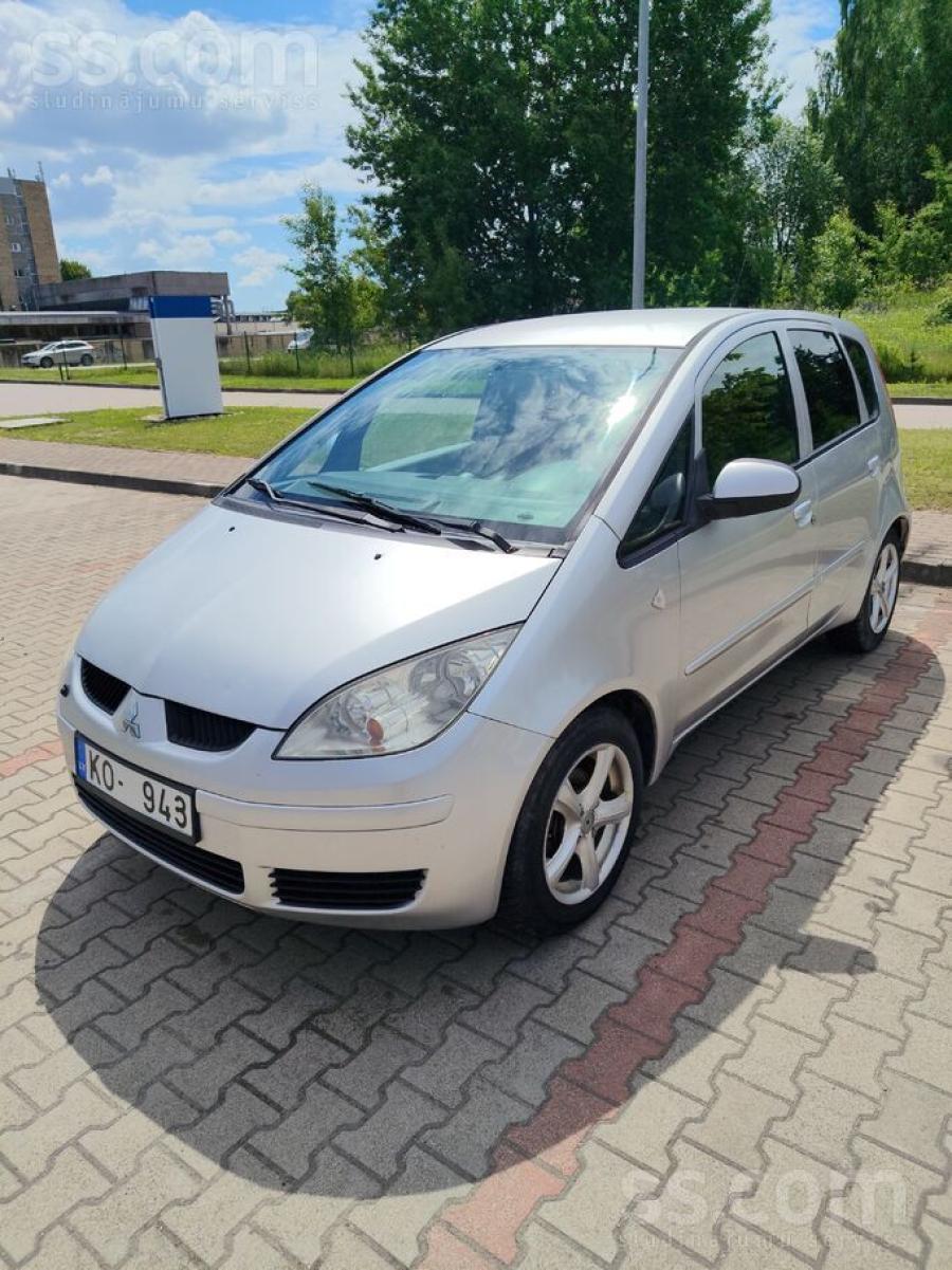 Mitsubishi Colt 2006 in Riga, with an engine capacity of 1.30 L and mileage of 260 thousand km for 1550 €, photo 1 on AUTOMOTO.COM.LV