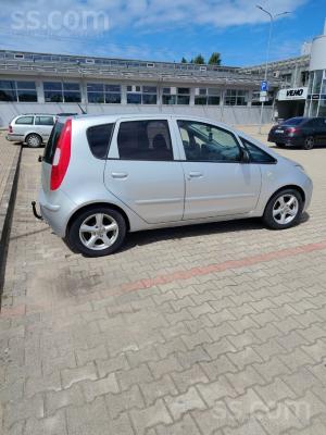 Mitsubishi Colt 2006 in Riga, with an engine capacity of 1.30 L and mileage of 260 thousand km for 1550 €, photo 5 on AUTOMOTO.COM.LV