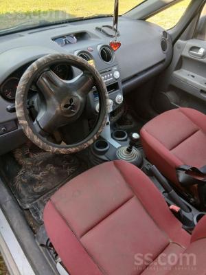 Mitsubishi Colt 2006 Tukums, ar dzinēja tilpumu 1.40 L un nobraukumu 0 tūkst. km par 550 €, foto 5 vietnē AUTOMOTO.COM.LV