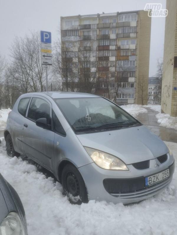 Mitsubishi Colt 2007 in Vilnius, with an engine capacity of 1.10 L and mileage of 203 thousand km for 385 €, photo 1 on AUTOMOTO.COM.LV