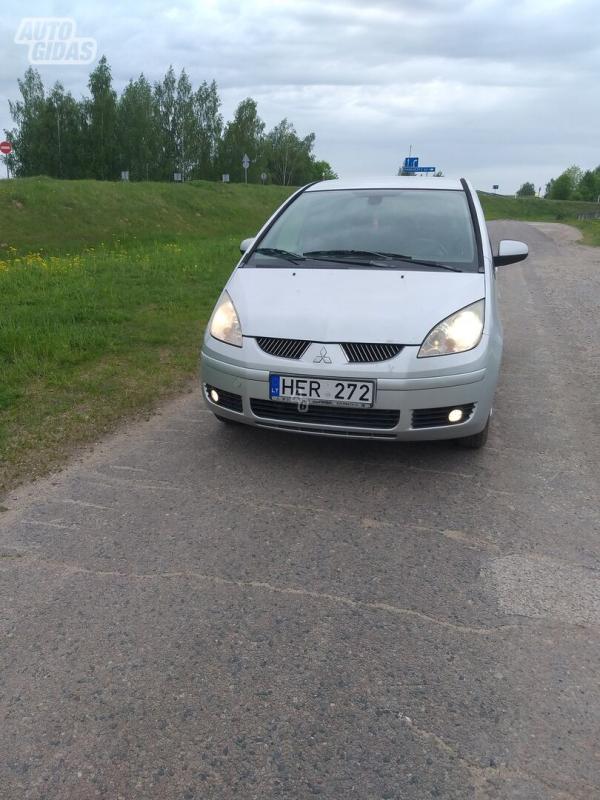 Mitsubishi Colt 2007 Viļņa, ar dzinēja tilpumu 1.50 L un nobraukumu 259 tūkst. km par 430 €, foto 2 vietnē AUTOMOTO.COM.LV