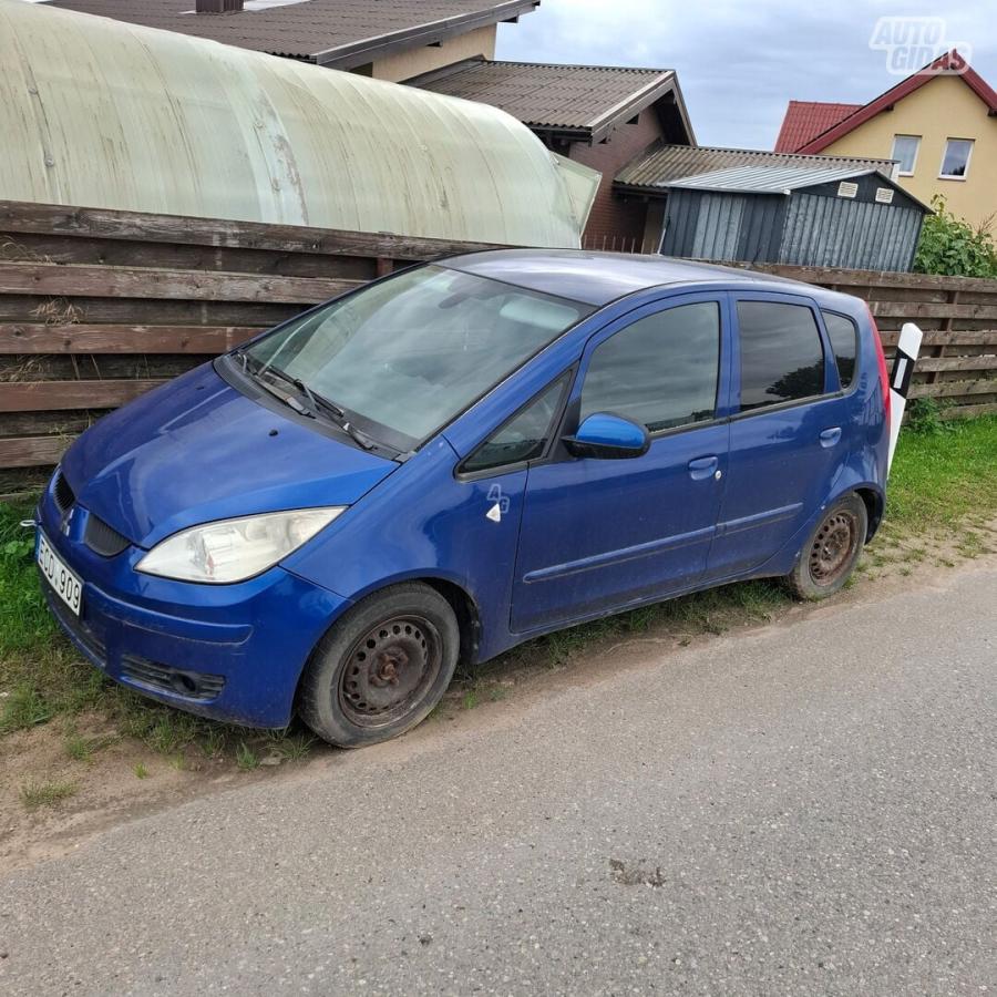 Mitsubishi Colt 2007 in Vilnius, with an engine capacity of 1.30 L and mileage of 221 thousand km for 350 €, photo 1 on AUTOMOTO.COM.LV