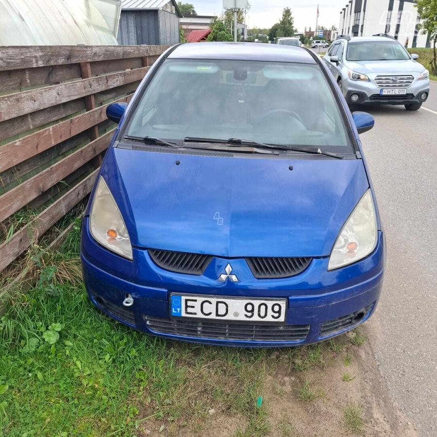 Mitsubishi Colt 2007 in Vilnius, with an engine capacity of 1.30 L and mileage of 221 thousand km for 350 €, photo 3 on AUTOMOTO.COM.LV