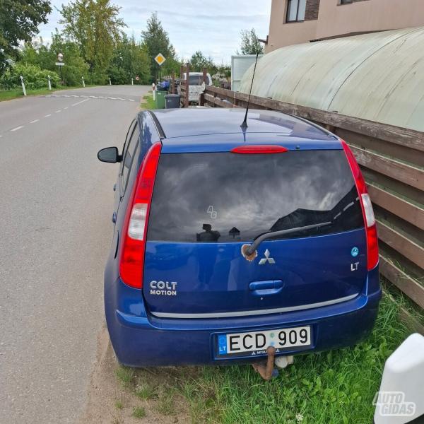 Mitsubishi Colt 2007 in Vilnius, with an engine capacity of 1.30 L and mileage of 221 thousand km for 350 €, photo 4 on AUTOMOTO.COM.LV