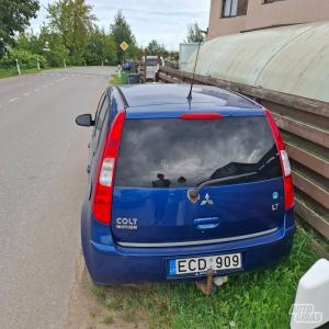 Mitsubishi Colt 2007 in Vilnius, with an engine capacity of 1.30 L and mileage of 221 thousand km for 350 €, photo 4 on AUTOMOTO.COM.LV