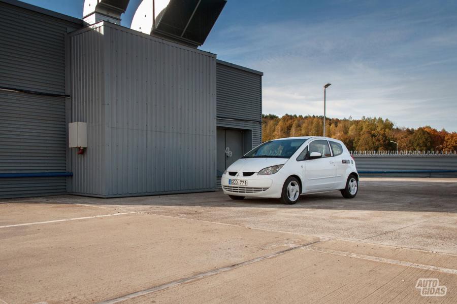 Mitsubishi Colt 2007 Viļņa, ar dzinēja tilpumu 1.50 L un nobraukumu 254 tūkst. km par 1950 €, foto 3 vietnē AUTOMOTO.COM.LV