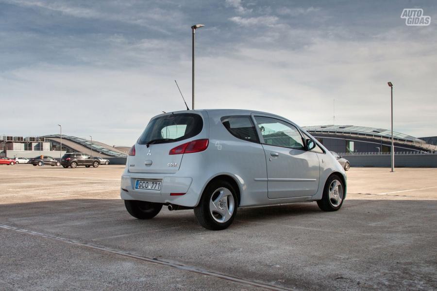 Mitsubishi Colt 2007 Viļņa, ar dzinēja tilpumu 1.50 L un nobraukumu 254 tūkst. km par 1950 €, foto 5 vietnē AUTOMOTO.COM.LV