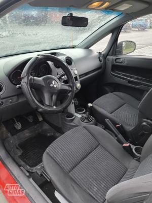 Mitsubishi Colt 2008 in Vilnius, with an engine capacity of 1.30 L and mileage of 203 thousand km for 850 €, photo 8 on AUTOMOTO.COM.LV