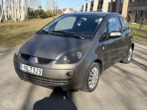 Mitsubishi Colt 2009 in Siauliai, with an engine capacity of 1.30 L and mileage of 281 thousand km for 650 €, photo 2 on AUTOMOTO.COM.LV