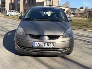 Mitsubishi Colt 2009 in Siauliai, with an engine capacity of 1.30 L and mileage of 281 thousand km for 650 €, photo 7 on AUTOMOTO.COM.LV