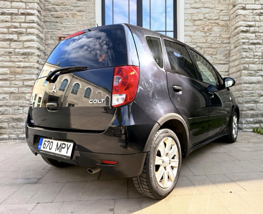 Mitsubishi Colt 2010 in Tallinn, with an engine capacity of 1.30 L and mileage of 132 thousand km for 1899 €, photo 4 on AUTOMOTO.COM.LV