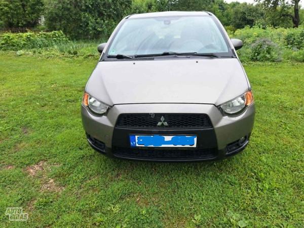 Мицубиси Кольт 2010 в Ширвинтос на AUTOMOTO.COM.LV Мицубиси Кольт 2010 в Ширвинтос, объемом двигателя 1.30 л и пробегом 180 тыс. км за 1300 €, фото 5 на AUTOMOTO.COM.LV