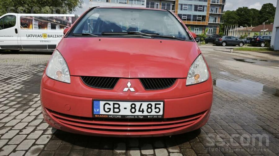 Red Mitsubishi Colt 2006 in Riga, with an engine capacity of 1.40 L and mileage of 230 thousand km for 1200 €, photo 2 on AUTOMOTO.COM.LV